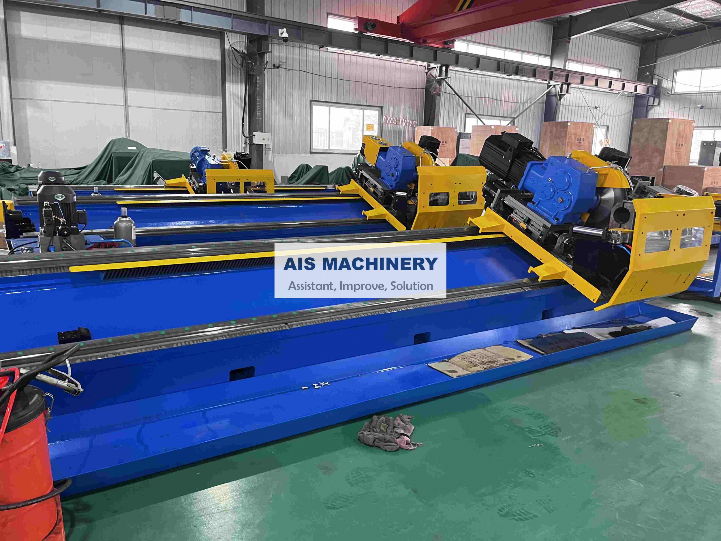 What's the difference between Friction saw and Cold saw?