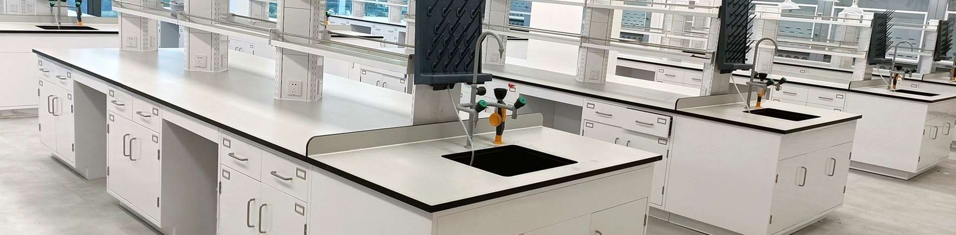 LAB BENCHES-Seean Lab Furniture