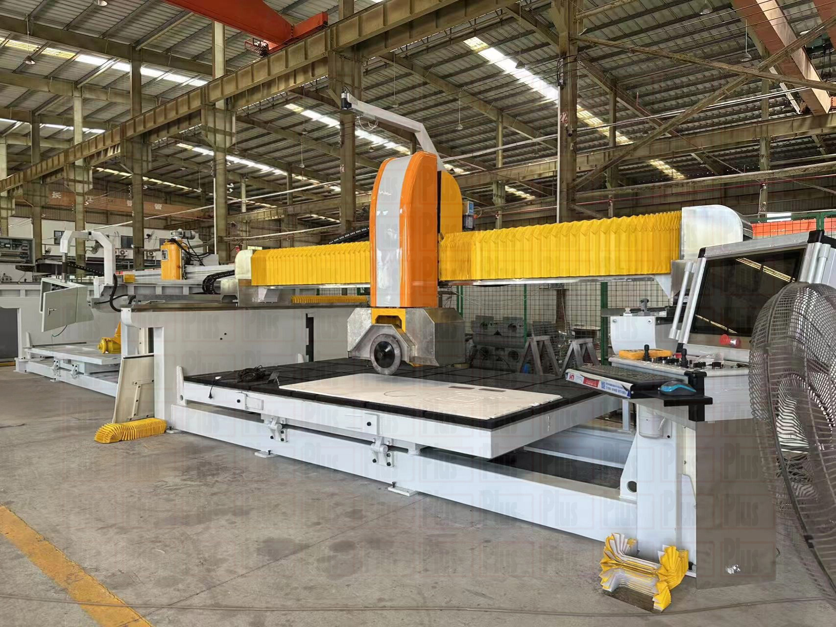 Stoneplus 5-axis Bridge Cutter is ready for shipment