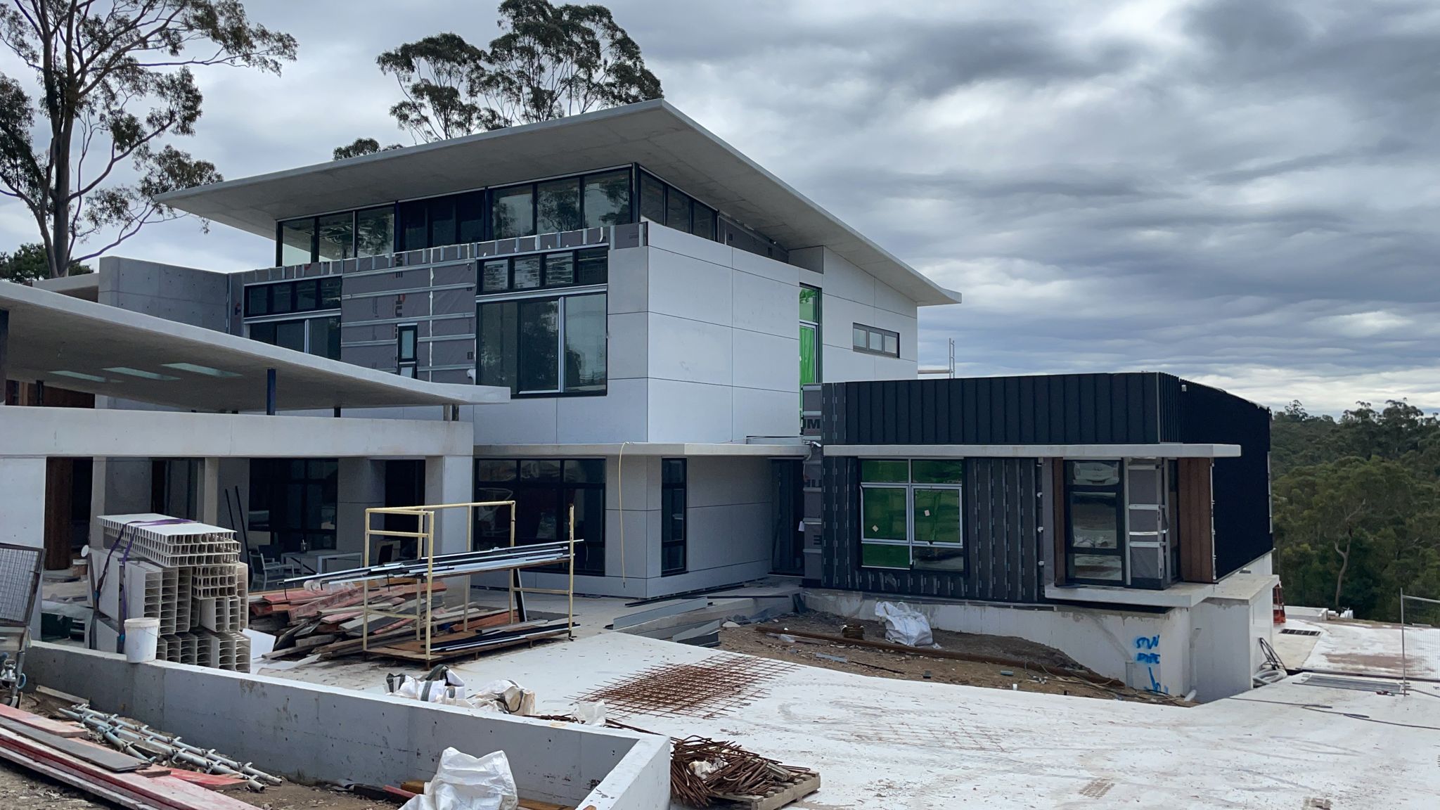 One Sydney 3-levels luxury house with AMJ supplied all external windows ...