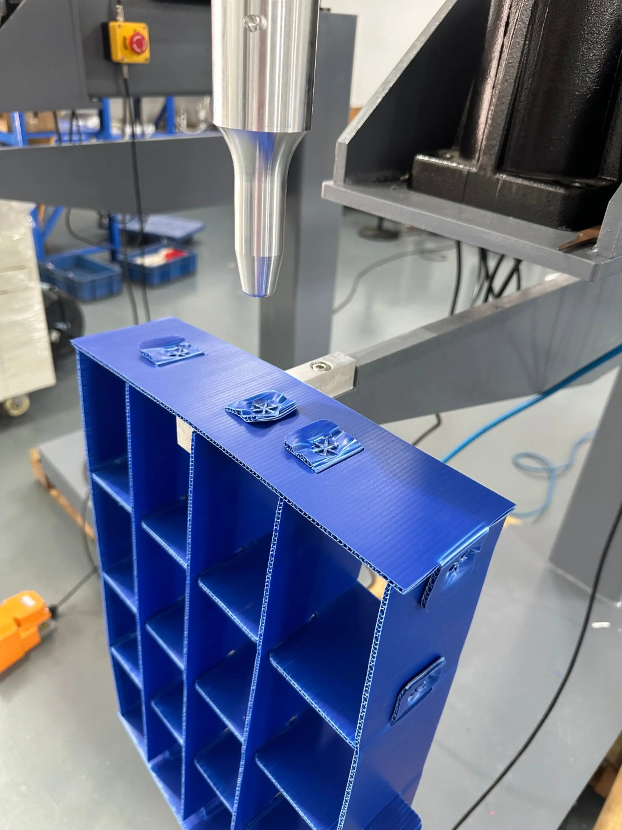 Ultrasonic PP Spot Welder for Corrugated Plastic